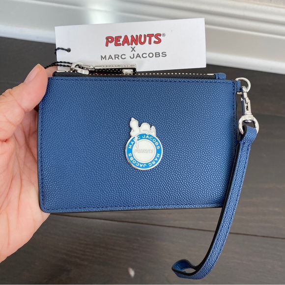 Marc Jacobs | Accessories | Last 4 Marc Jacobspeanuts Snoopy Card Case ...